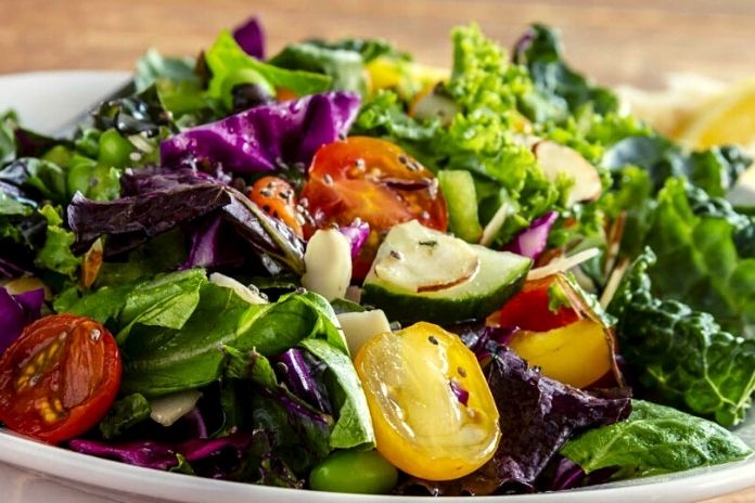 Eating Salad Before Meals: Why It's Good And How To Prepare It