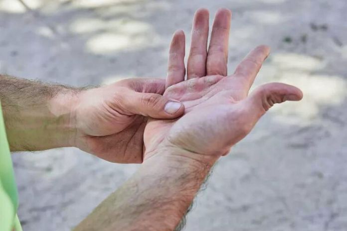 How Do You Remove Calluses From Your Hands?